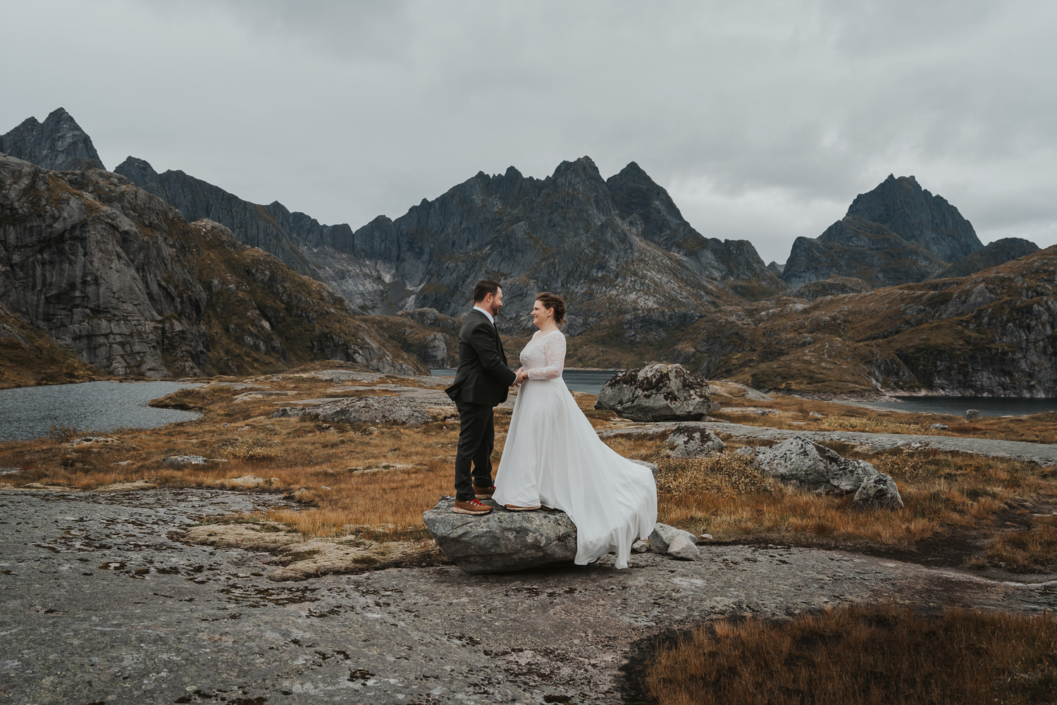 The Best Time to Visit Lofoten for Your Elopement - Born Wild Photography